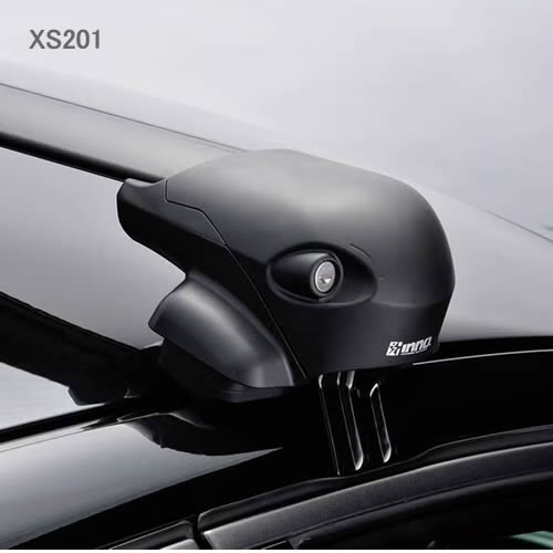Carmate イノー XS201 エアロベースステー スムースルーフ用バーの突出しの無い、スタイリッシュなエアロスタイル。適正になると締め過ぎを防ぎ、空転するトルクレンチ付属。キーロック標準装備。※写真は車両への装着イメージとなります。（...