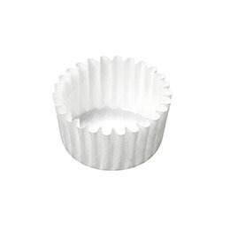 純白PET紙ケース 7F (底約φ4.5×H2.75cm) 300枚入厚手の紙+内側PET加工により食材の浸込みがしにくいカップです。 グラタン、キッシュ、カップケーキなど焼成用に。 冷凍食材、電子レンジ、オーブンレンジ対応。(耐熱温度18...