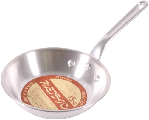 フライパンシルバー/15cm/4571335099084・Style:フライパンSize:15cm・パッケージ個数:1・サイズ約:深さ35mm・生産国:日本・素材・材質:アルミニウム商品紹介 軽いので煽りやすい 熱伝導が良いので細かい火力調...