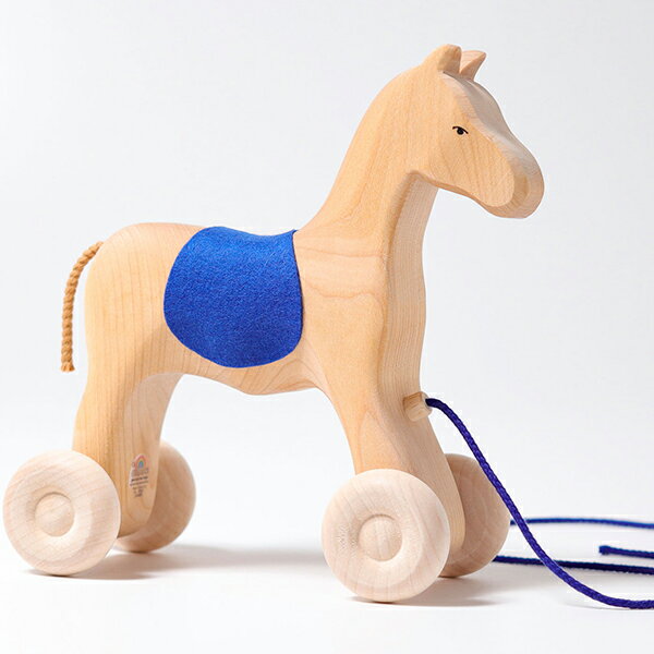 個性的な色彩をしたグリムス社の玩具。それは自然界の「虹」の色をお手本としています。グリムス社の玩具を手に取った人たちの心に様々な表情で語りかけ色彩の喜びに溢れたせかいへと誘います。■サイズ：全長約21cm■対象年齢：1歳～■メーカー：グリム...