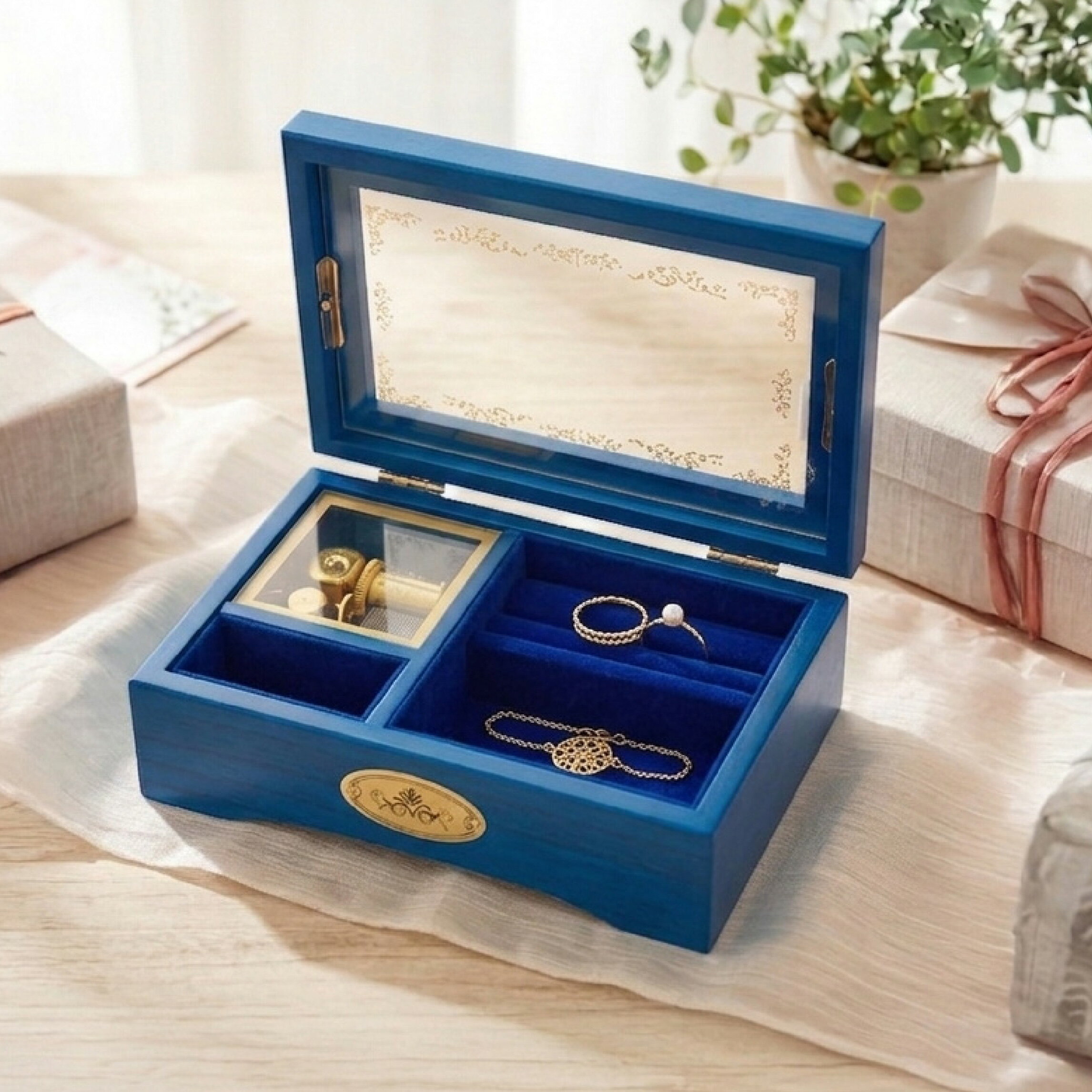 シンプルなタイプの木製BOXオルゴール ガラス窓となっているため、蓋を閉めていても中のムーブメントやアクセサリーを楽しむことができます♪ オルゴールは23弁タイプを使用し、標準タイプ（18弁）より演奏時間が約2倍の長さとなっております。 中...