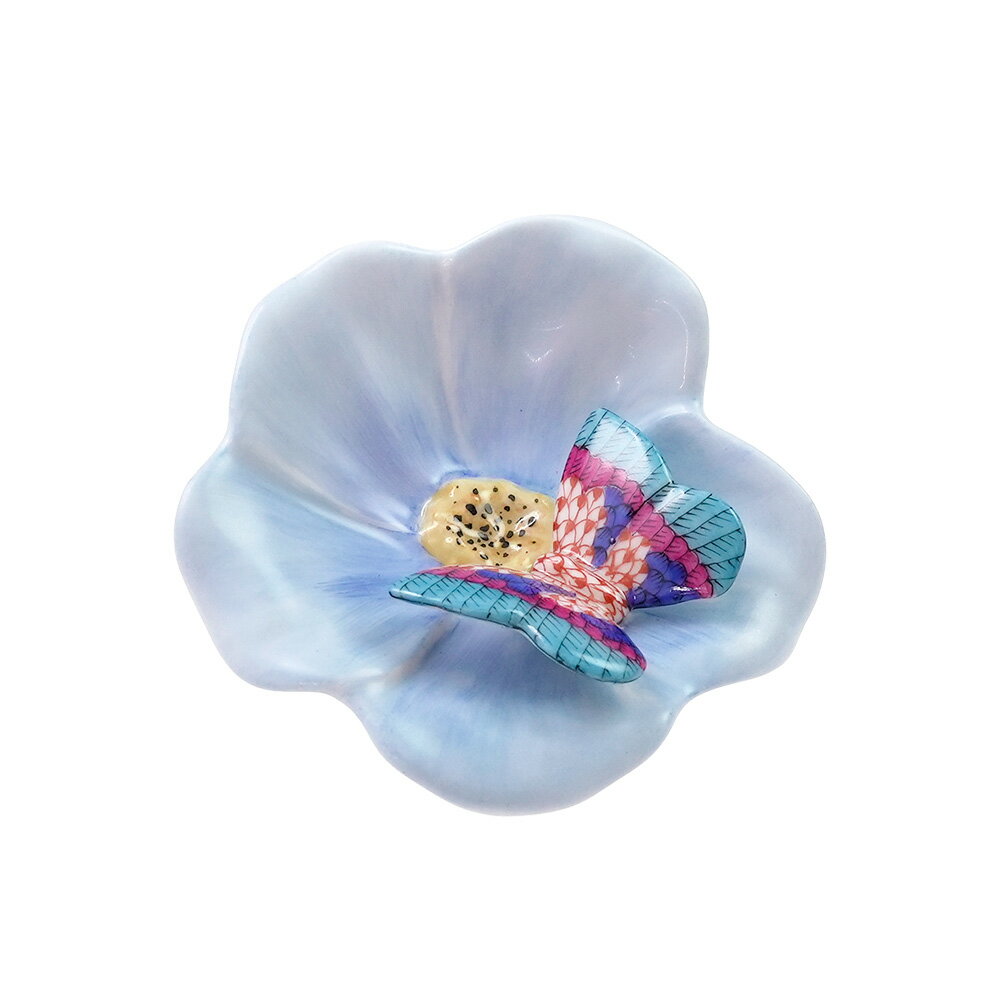 生産国 ハンガリー（Made in Hungary） 素材 磁器（Porcelain） サイズ 幅 約7.8cm×7.8cm / 高さ 約4cm 商品につきまして 商品は1点ずつ手描きのため個体差があり、同型番の商品であってもお届けする商品...