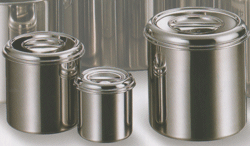 サイズ：φ120×120（mm）容量：1．4L板厚：0.6mm蓋付重量：360gAM10時までのご注文で即日出荷可能（メーカー欠品中の場合はご容赦願います）お急ぎの場合は別途ご連絡お願いします。通常は翌営業日発送になります。※塩分が多いもの...