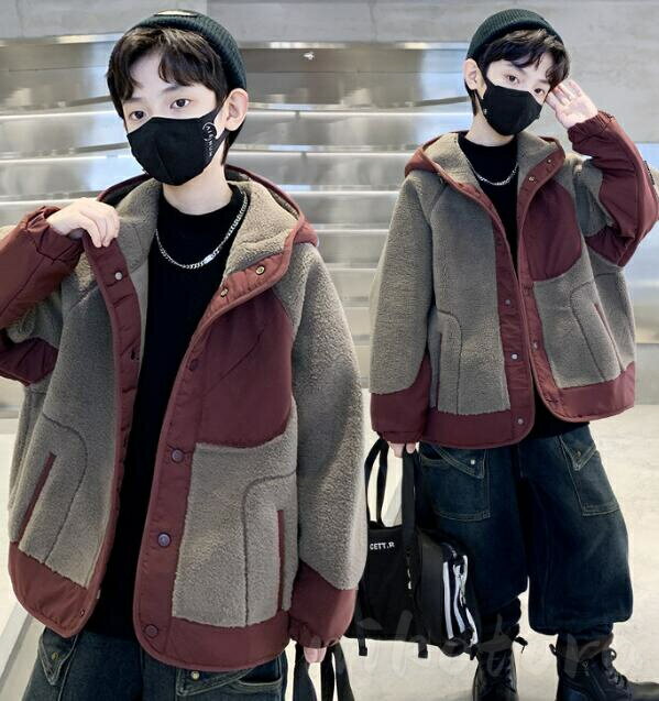 商品名 ボアコート boy-1273 商品詳細 サイズ：写真通り セット内容：コート ★小物等は商品には含まれません。 ◆伸縮性：なし ◆裏地：トップスのみ ◆モデル参考：身長：123CM　着用サイズ：130CM ★製造中（縫製、染色など）...