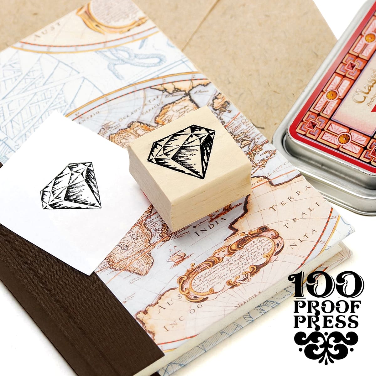 ■商品詳細 商品名 100 プルーフ プレス ラバースタンプ Brilliant Cut Diamond サイズ 本体サイズ：幅3.3×奥行3.2×厚さ2.7cm 印面サイズ：横3.2×縦2.5cm ※サイズはすべて概寸です。 生産 アメリ...