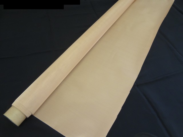 こちらの商品は代引きでのご利用は出来ません。ご迷惑をお掛け致しますがクレジットカードまたは銀行振込でのご利用をお願い申し上げます。燐青銅 綾織 300メッシュ 糸径0.04mm 目開き0.045mm 幅1000mm 長さ1mブロンズ金網にリ...