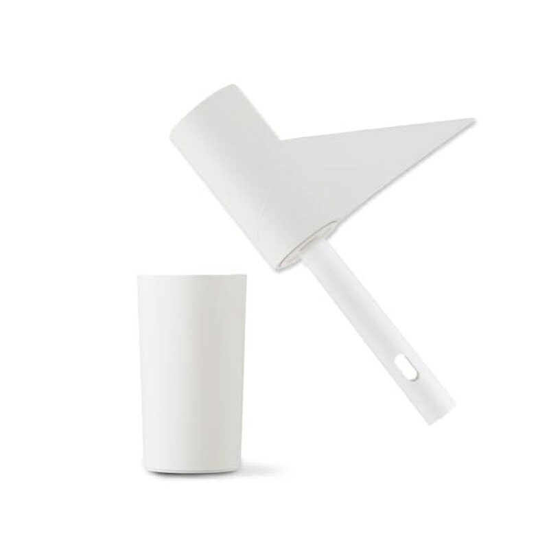 きれいにはがせるななめカット！ トルクルカーペットクリーナーハンディです。 ◆ななめカットできれいにはがせる めくりやすいななめカットで、お掃除を快適に！ ◆細かいゴミも逃がさない粘着力 ホコリ、髪の毛、ペットの毛、食べかすなど小さいゴミで...