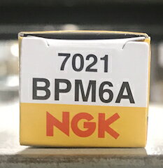 正規品のNGKプラグです。 品番をよくお確かめの上ご購入ください。※商品は自社店舗販売と在庫を共有しているため、在庫更新のタイミングにより、在庫切れの場合やむをえずキャンセルさせていただく可能性があります。正規品のNGKプラグです。 品番を...