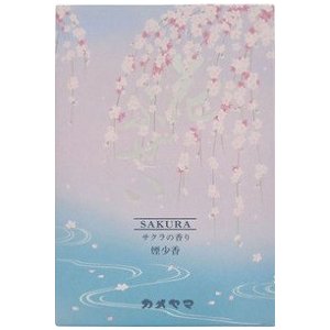 ●【ブランド】：花ふぜい桜 ●【メーカー】：カメヤマ ● 主原料：炭、タブ粉、香料 ● 長さ：約13.5cm ● 燃焼時間：約25分※商品は自社店舗販売と在庫を共有しているため、在庫更新のタイミングにより、在庫切れの場合やむをえずキャンセル...