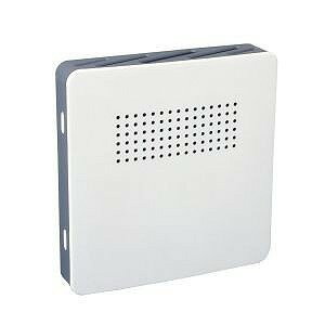 ●仕様 サイズ:20×4×21cm 本体重量:0.24kg 取付方法:木ネジ 材質:スチロール樹脂 場所をとらない薄型タイプなので、扉の内側などに取り付けるのに適しています。 (大×1、中×2、小×3の計5個)差し込み口(大)は、出刃包丁な...