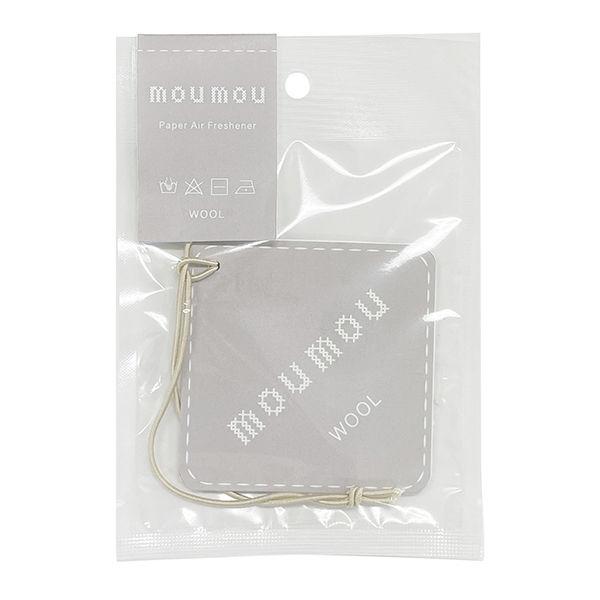●【ブランド】 ： moumou(ムームー) ●【メーカー】 ： 大香 ●【成分】 ：香料、保留剤 ●【サイズ】 ：W96×D1×H96　紐の長さ約100mm ●【原産国】 ：日本 ● シンプルながらもスティッチが効いた白いミニクッション風...