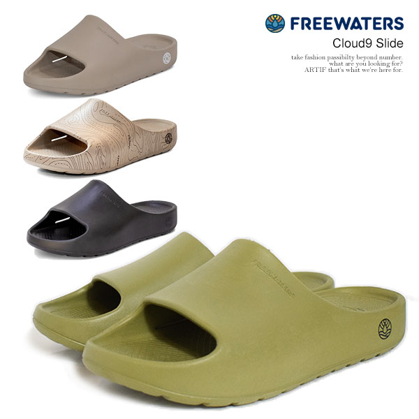 　商品説明 Freewaters フリーウォータース ●商品説明 リモートワークの足元に。週末のカフェまでの散歩に。 Cloud9 Slideは、都市の暮らしを軽やかにアップデートする一足です。 独自開発のCloud9フットベッドが実現した...