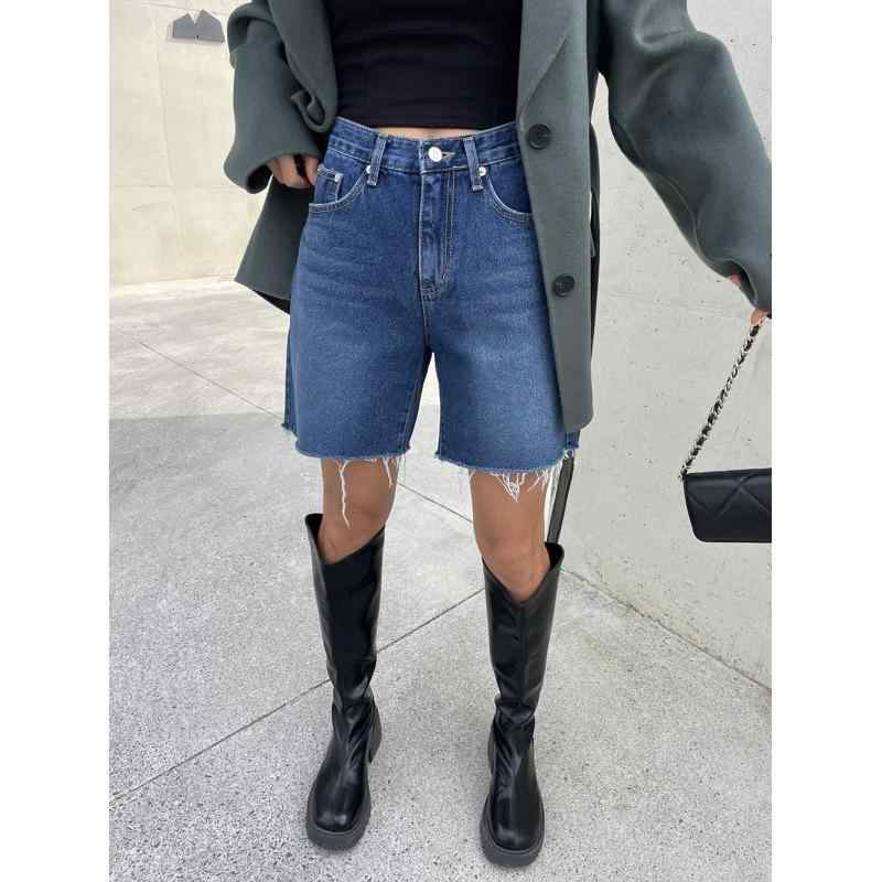 ショートパンツ レディース デニム ストレート ワイドパンツ ハイウエスト ウォッシュ加工 切りっぱなし 五分丈 ジーパン カジュアル ゆったり 着痩せ オールシーズン 普段使い 通勤用・素材: デニム(綿70-80%)・アイテム: ショー...