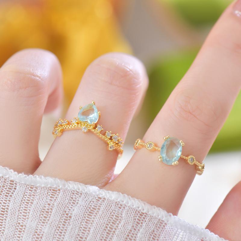 ・スタイル: 清新甜美・カテゴリ: 耳飾・素材: 金属・形状: 花卉, 幾何型・カラー展開: 海藍爱心開口, 海藍楕円開口・流行要素: 花弁・対象: 女式