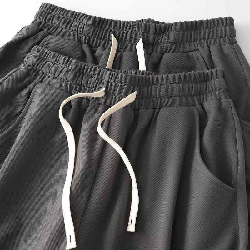 ・カラー展開: 卡其色、深灰色、黒色・サイズ展開: M、L、XL、2XL、3XL・スタイル: 街頭・パンツ丈: 五分パンツ・パンツタイプ: 寛鬆型・伸縮性: 微弾・主な素材: 95%
