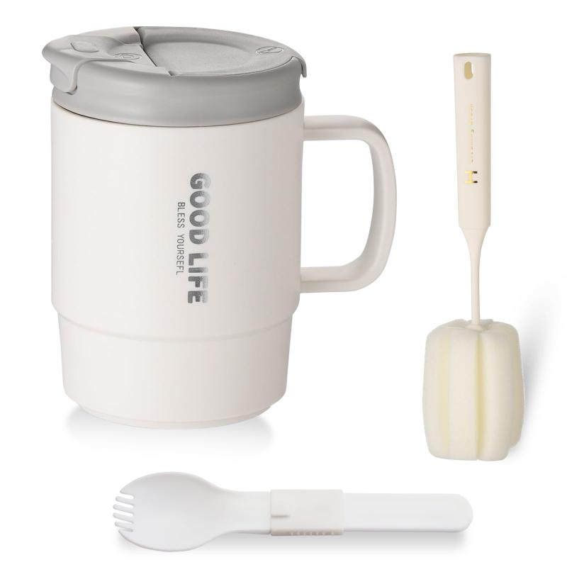 マグカップ 蓋つき 550ml コーヒーカップ PP内胆 軽量設計 大容量モデル 白/グレー折りたたみスプーン付 ボトル洗いスポンジ付き本体サイズ(約):幅13×奥行き9×高さ13cm、本体重量(約):147g、容量:550ml スポンジカ...