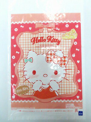 商品情報サイズ・入数サイズ：約W285×H530mm入数：20枚綿菓子袋　ハローキティ　ギンガム（20枚） 綿あめ　わたあめ　縁日　お祭り　キティちゃん　★3束までメール便発送可能 【少量パック】 綿菓子袋　ハローキティ　ギンガム（20枚）...