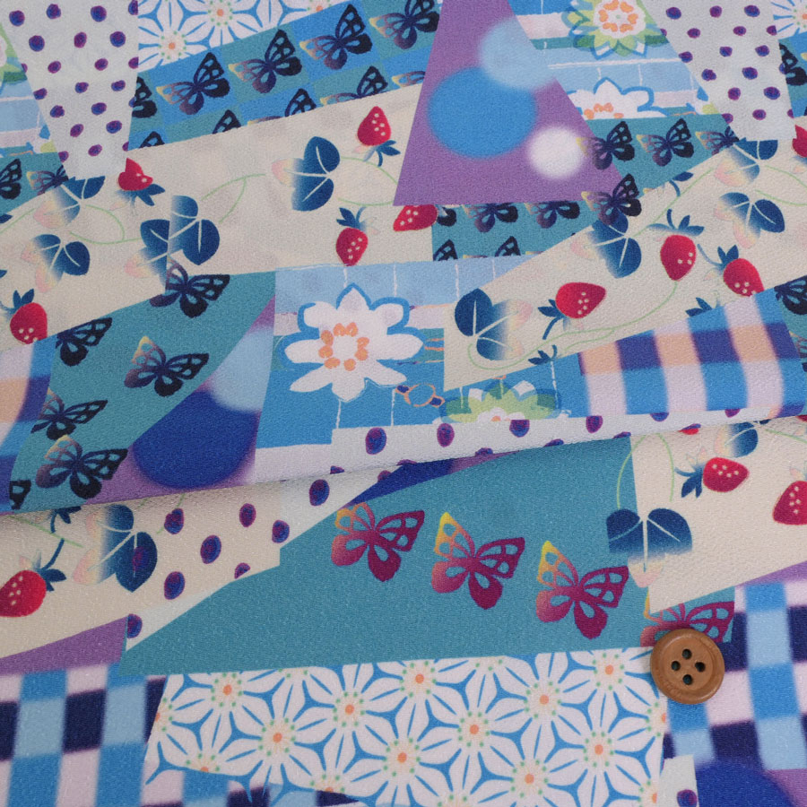 【商品画像について】お使いのモニタや環境により、実物と色が違って見えることがあります。ご了承ください。ポリちりめん生地 ガーデンパーティー(青)衣装・衣類にも仕様■ポリエステル100% ■約110cm幅商品詳細いろんなモチーフの組み合わせが...