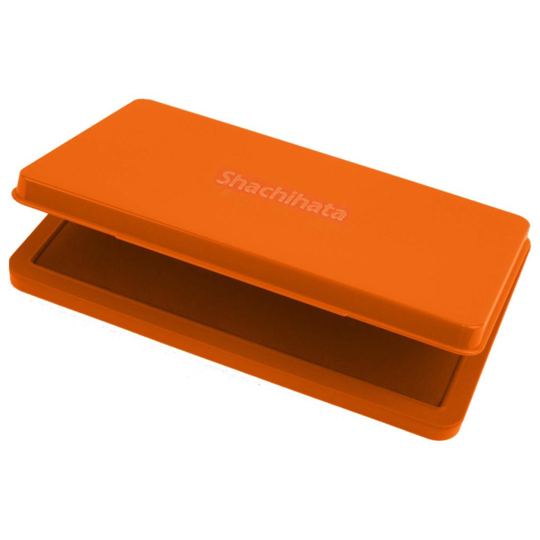 サイズ：特大形◆商品名：シヤチハタ スタンプ台 HGN-4-OR 特大形 朱色【サイズ】特大形【インキ色】朱色【インキ種類】油性顔料【補充インキ】SgN-40【寸法】159×105×16.7mmPPC用紙・上質紙になつ印しても約3秒で乾いて...