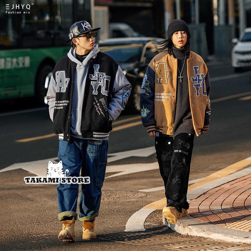 メイン素材: 90%ポリエステル素材構成: 90%ポリエステル春先や秋口に気軽に羽織れる便利なスタジアムジャンパーです。耐久性に優れたポリエステル素材を採用して、抜群の着心地のスタジャンです。春、秋、冬に着用いただけるカジュアル。寒い朝でも...