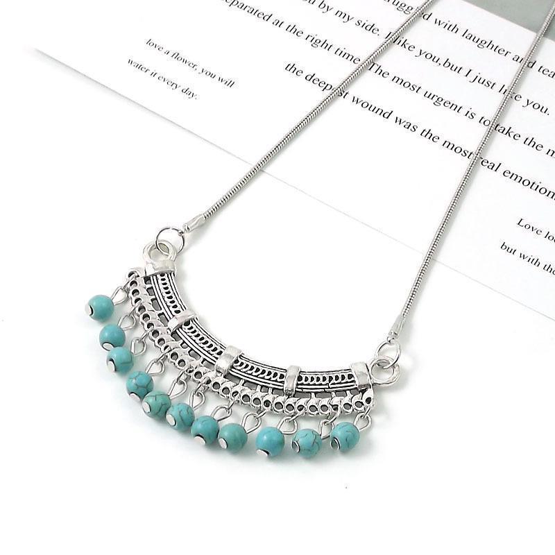 ボヘミアン風デザインの大きめペンダントトップがお洒落♪レディース用のネックレスです。普段使いから、ちょっとしたお出かけなどでも◎【サイズについて】画像をご参照ください。【素材について】合金