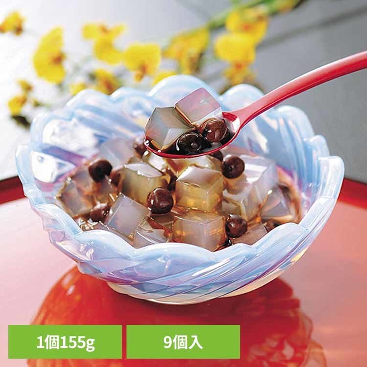 選び抜かれた天草を、直接煮出して作った寒天を使用しているので、食感がしなやかでコシがあります。赤えんどうは北海道産を使用し、じっくりと程よい固さに仕上げました。黒みつは、甘さを抑えたコクのある味となっております。※リニューアルに伴い、パッケ...