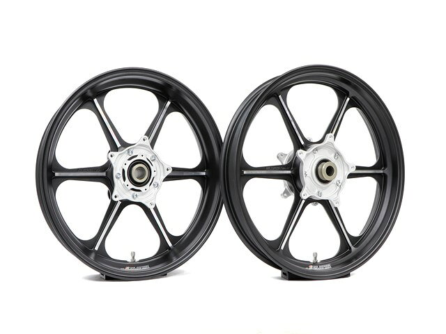 メーカー品番 : 28677022ブランド : GALE SPEEDJANコード : 4538792958910適合モデル : Z1000MK2品名 : F 275-18 コントラスト [TYPE-N]伝統的な造形と存在感のある十字断面スポ...