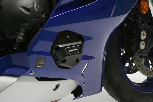 ACTIVE エンジンカバースライダー 左右セット対応車種 YAMAHA YZF-R6 '2017 ~ '2020 エンジンカバースライダー エンジンカバースライダー 左右セット エンジンガードやエンジンカバーとは異なり、エンジンに装着する...