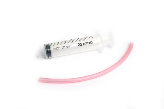 ACTIVE エア抜きポンプ30ml (チューブ15cm) ポンプサイズ 30ml エア抜きポンプ30ml (チューブ15cm) ブレーキラインのエア抜き作業をサポートする便利アイテム。キャリパー交換やオーバーホール等でのフルードの入れ替え...