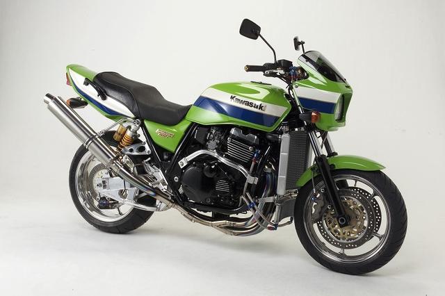 ACTIVE サブフレーム バフ対応車種 KAWASAKI ZRX1200R '2001 ~ '2008, KAWASAKI ZRX1100 '1997 ~ '2000 サブフレーム サブフレーム バフ▲写真は旧デザインのステッカーです バ...