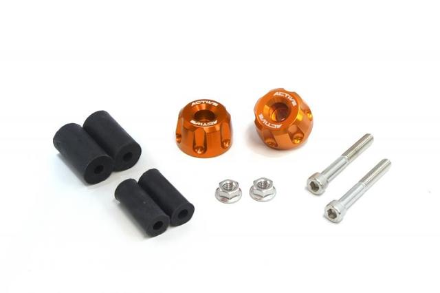 ACTIVE アルミバーエンド φ30-L18 リボルバー ゴールド φ30-L18 リボルバー アルミバーエンド φ30-L18 リボルバー ゴールド バーハンドルに交換する際の必須アイテム、アルミ削り出しバーエンド。あらゆるハンドルに対...