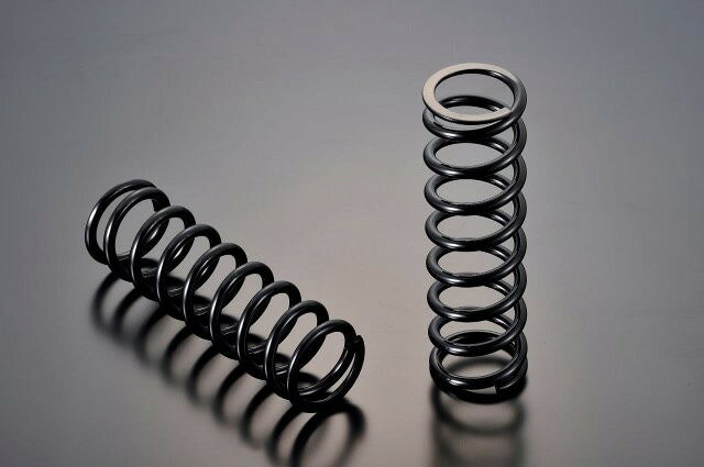 ダイアモンドブラック335mm用スプリングレート2.6Kgf/mm(フリー長193.5mm）左右セットADVANTAGE SHOWA RSシリーズ専用に取り付ける為の専用スプリングです。取り付け車種に対してはお問い合わせくださいませ在庫状況...