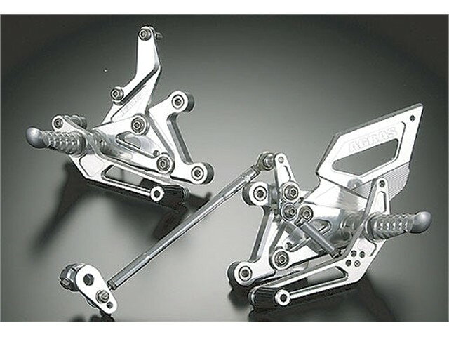 商品説明6ポジション UP:15mm/27mm BACK:-12mm/0mm/12mmアルミ削り出し製油圧ストップランプスイッチ付属ステップバーの組み換えも可能です備考※現在のペダルはナイフエッジタイプ（画像参照）を採用しています　写真のペ...