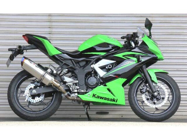 ※画像はイメージとなります。別なカラーを参考に掲載している場合があります。Ninja250SL NASSERT Evolution TypeIIスリップオンマフラーZ250SLも共通です。特徴・単気筒独自の、迫力のエキゾーストノートを奏でつ...