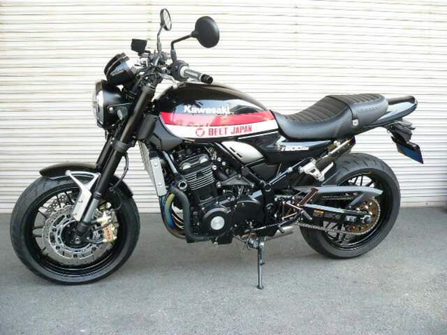 ※画像はイメージとなります。別なカラーを参考に掲載している場合があります。`18〜 Z900RS 用 BEET シートカウル 新発売！シロゲルコート仕上げシートカウル装着例●ZI/ZIIを彷彿させるフォルムで、純正色仕上げは即時交換可能なド...