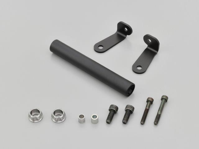 車種専用のバーホルダー。分割式なので通すタイプのクランプにも対応。両サイドにキャップボルトカラーM8を付属し機能面とドレスアップを両立させました。別途キャップボルトカラーM8を購入すればオリジナルの組み合わせも可能。・バー有効長：155mm...