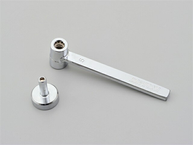 レンチ部分を2WAY化（8mm/9mm）。タペットアジャスト部を差し替えることにより様々なヘッドに対応。1本売り。 ◆参考適合車種 【HONDA】APE50※APE100は不可。 XR50Motard※XR100Motardは不可。 モンキ...