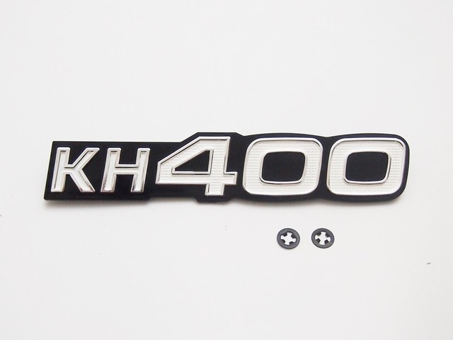 ABSプラスチック製　ナット2枚付属 1枚【対応車種】 [KH400]■ 画像について・掲載画像はイメージです。色味・仕様等は実物と異なる場合があります。・トップ画像が別商品・別カラーの場合があります。2枚目以降や商品ページ記載を必ずご確認...