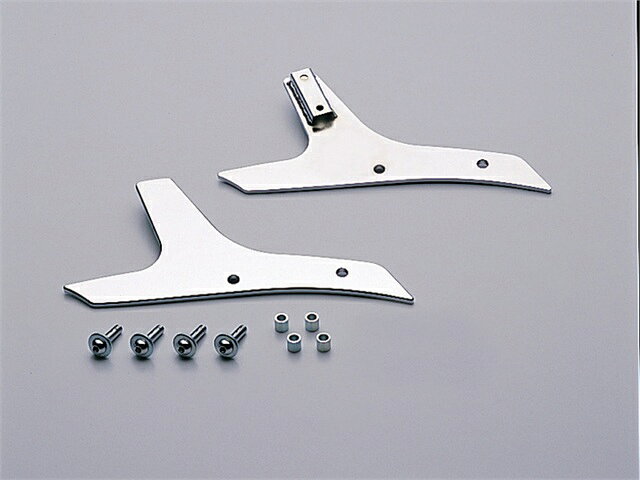 メーカー名 : HARRICANE ハリケーンメーカー品番 : HA6422-01JANコード : 4936887646108商品名 : シーシーバー プレート主な適合車種 : STEED-VLX(90-97)/600カラー : クロームメ...