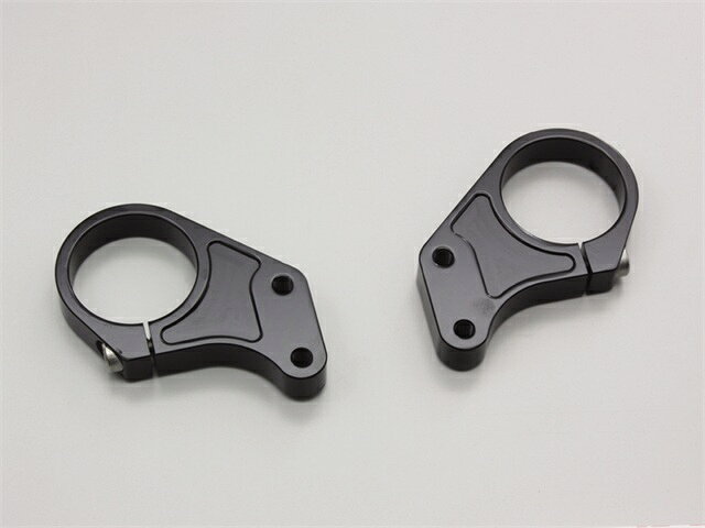 メーカー名 : HARRICANE ハリケーンメーカー品番 : HB0662BJANコード : 4936887157512商品名 : アンダーブラケット主な適合車種 : φ41フォークカラー : ブラックアルマイト※詳しくはメーカーホームペ...
