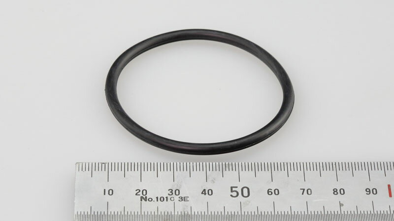 【適合メ-カ-】ヤマハ【対応純正品番】93210-54175【使用箇所】フィルタ-カバ-【サイズ】内径：φ53.2 線径：φ3.4【入数】1個【代表適合車種】125：SR125(81/91-97)・XT125/T(83-85)・YD125S...