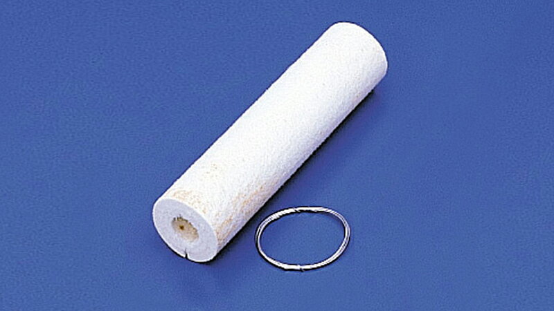 筒形形状のため容易に装着可能。ステンワイヤ-付【サイズ】52x220mm 内径22.2mm【備考】切り込み済み。 カッタ-等でカットOK。商品によっては [PDF] 図面や [YouTube] 動画等がある場合があります。必ずメ-カ-公式サ...