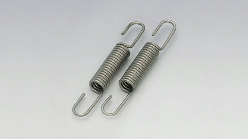 【サイズ】自由長：73mm 使用時最大長：85mm 線径：1.55mm コイル外径：9.55mm 有効巻き数：18【商品内容】スプリング2本【材質】ステンレス製商品によっては [PDF] 図面や [YouTube] 動画等がある場合がありま...