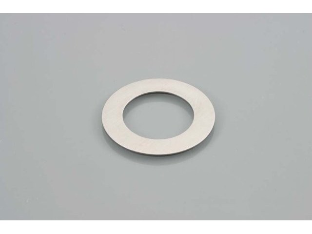 ※画像はイメージの場合がございます。※必ずメーカーホームページをご確認ください。φ13/21×0.3（ヤマハtype3）/1ヶ商品説明●プーリーボス調整用シム。●ステンレス製サイズ：13×21×0.3材質[素材]：ステンレス内容量[数量]：...