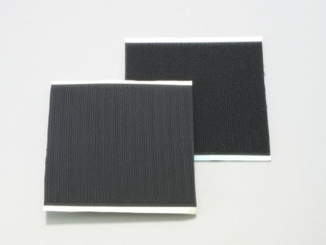 ※画像はイメージの場合がございます。※必ずメーカーホームページをご確認ください。70×25mm/1ヶ商品説明●「マジックテープ」の名称で知られる脱着可能な面ファスナー。●両面テープ貼付タイプ●オス/メス1SET※両面テープは強力粘着タイプで...