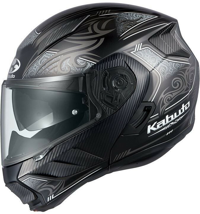 IRカットシールド採用の軽量システムヘルメット。パーツレイアウトや装飾処理を見直すことで、従来のシステムタイプより軽量化を実現。〇インカム取付を考慮した、専用取付スペースを設置インカムやカメラを考慮した専用取付スペースを予め左右に設定。〇ブ...
