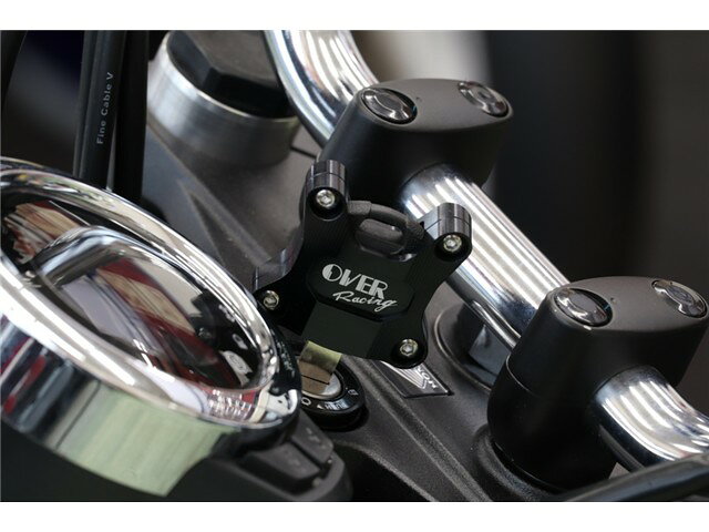 Dax125のおむすび型のキーに装着できるキーキャップです。アルミ削り出しパーツの高級感が見慣れたキーをドレスアップし、メーター周辺のカスタム感を高めます。在庫状況について 当店では複数店舗で同時販売を行っているため、ご注文いただいた時点で...