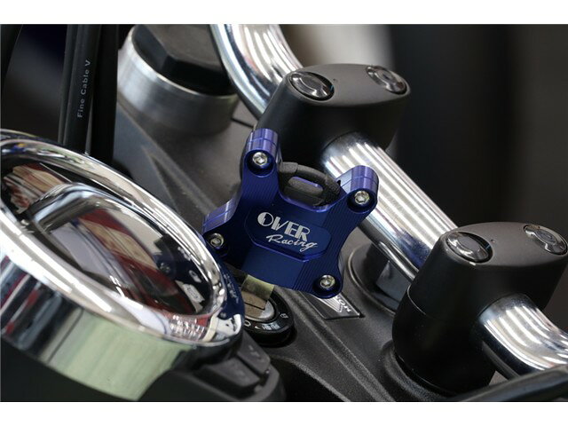 Dax125のおむすび型のキーに装着できるキーキャップです。アルミ削り出しパーツの高級感が見慣れたキーをドレスアップし、メーター周辺のカスタム感を高めます。在庫状況について 当店では複数店舗で同時販売を行っているため、ご注文いただいた時点で...