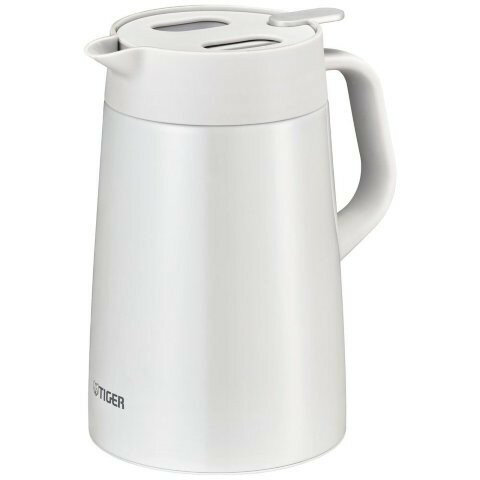 北欧風のカラーとシンプルなデザイン。日常に溶け込むハンディタイプのステンレスまほうびん。■広口約7.5cmで大きな氷も入りやすく、お手入れも簡単本体は丸洗いでき、口径は約7.5cmと広口なので、手を奥の方まで入れて本体の内側をしっかり洗って...