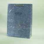 商品名 手提袋 コンサイス No820C 大 ブルー 商品番号 No-820C 仕様 ■色：ブルー■規格：大■本体サイズ：W330×H440×マチ110mm■持ち手：PPひも■袋本体材質：紙（透明ビニールカバー付き）／30 JANコード 4...